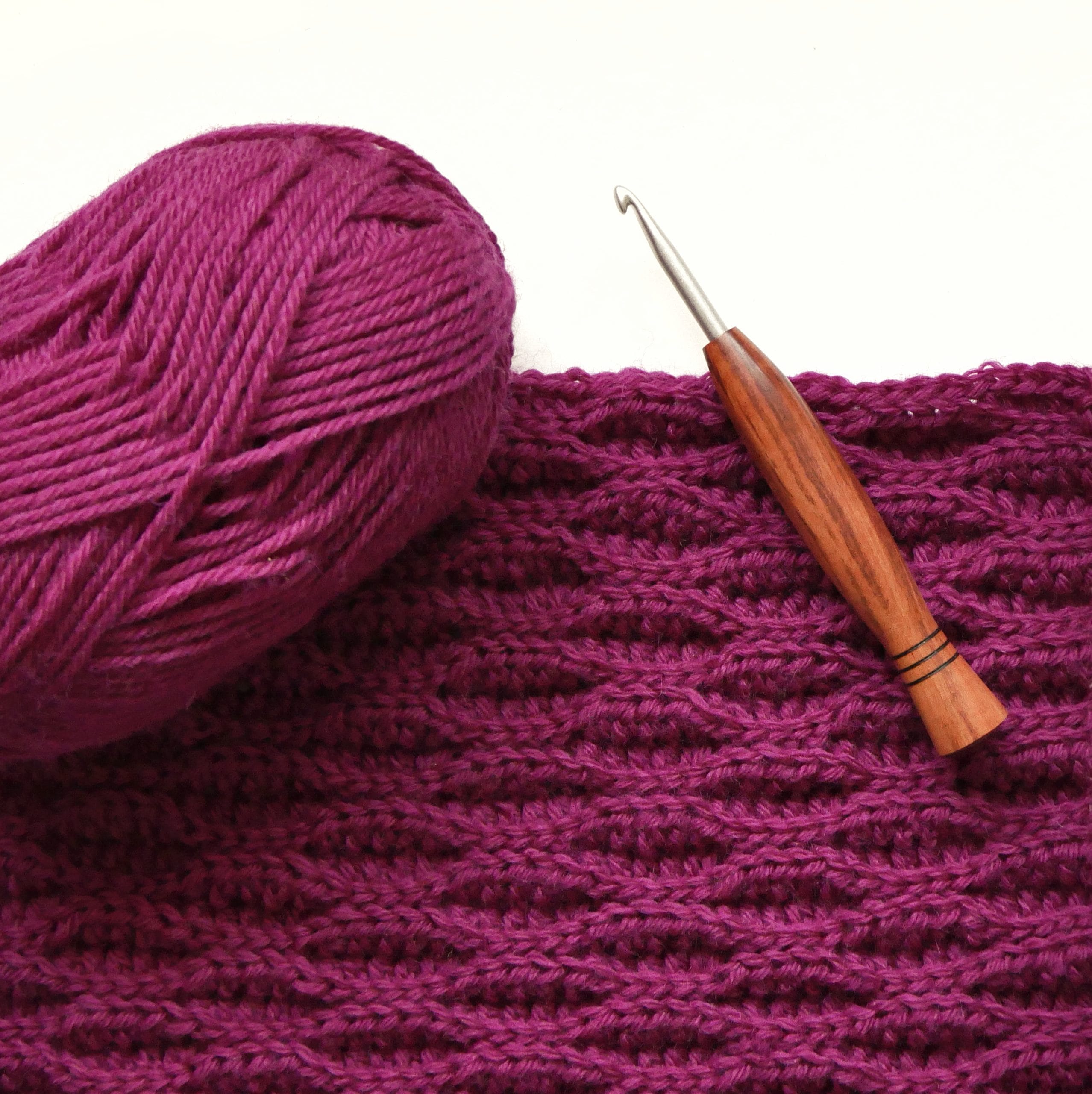 HOW TO CROCHET Wave Stitch: TOTALLY TEXTURED TUESDAY - WeCrochet Staff Blog